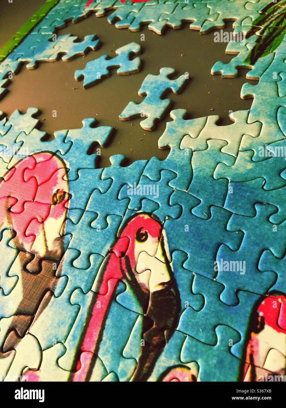 Jigsaw puzzle tiles hi-res stock photography and images - Alamy