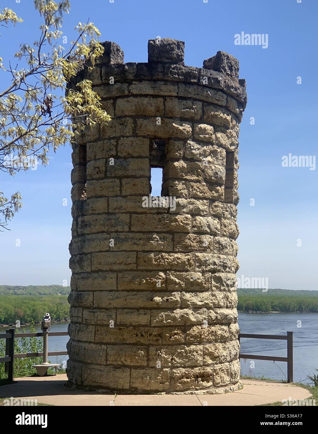 Julien dubuque monument hi-res stock photography and images - Alamy