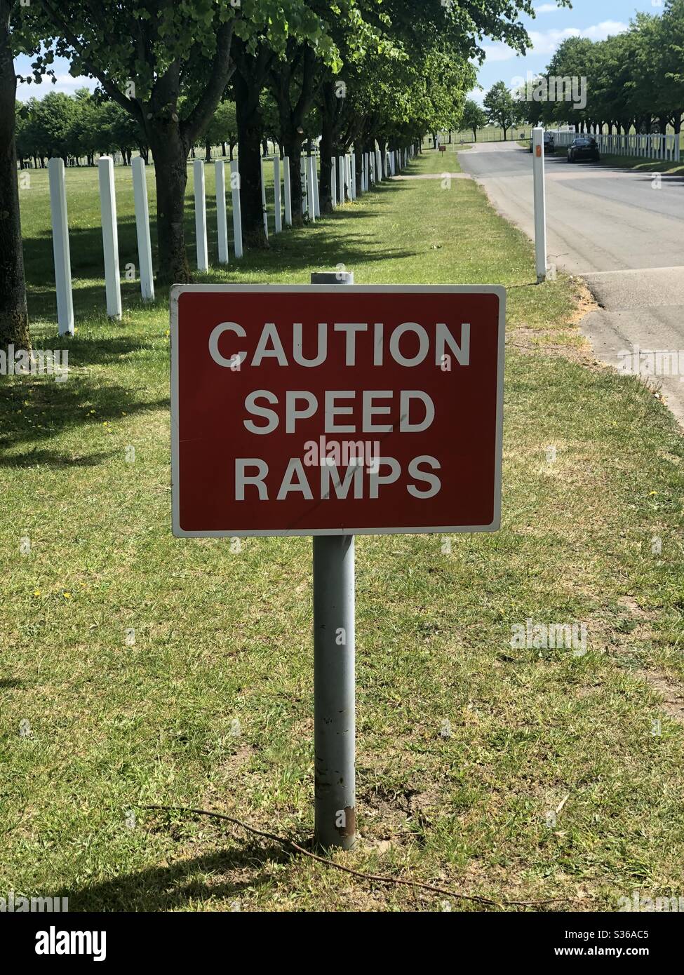 Red ramp hi-res stock photography and images - Alamy