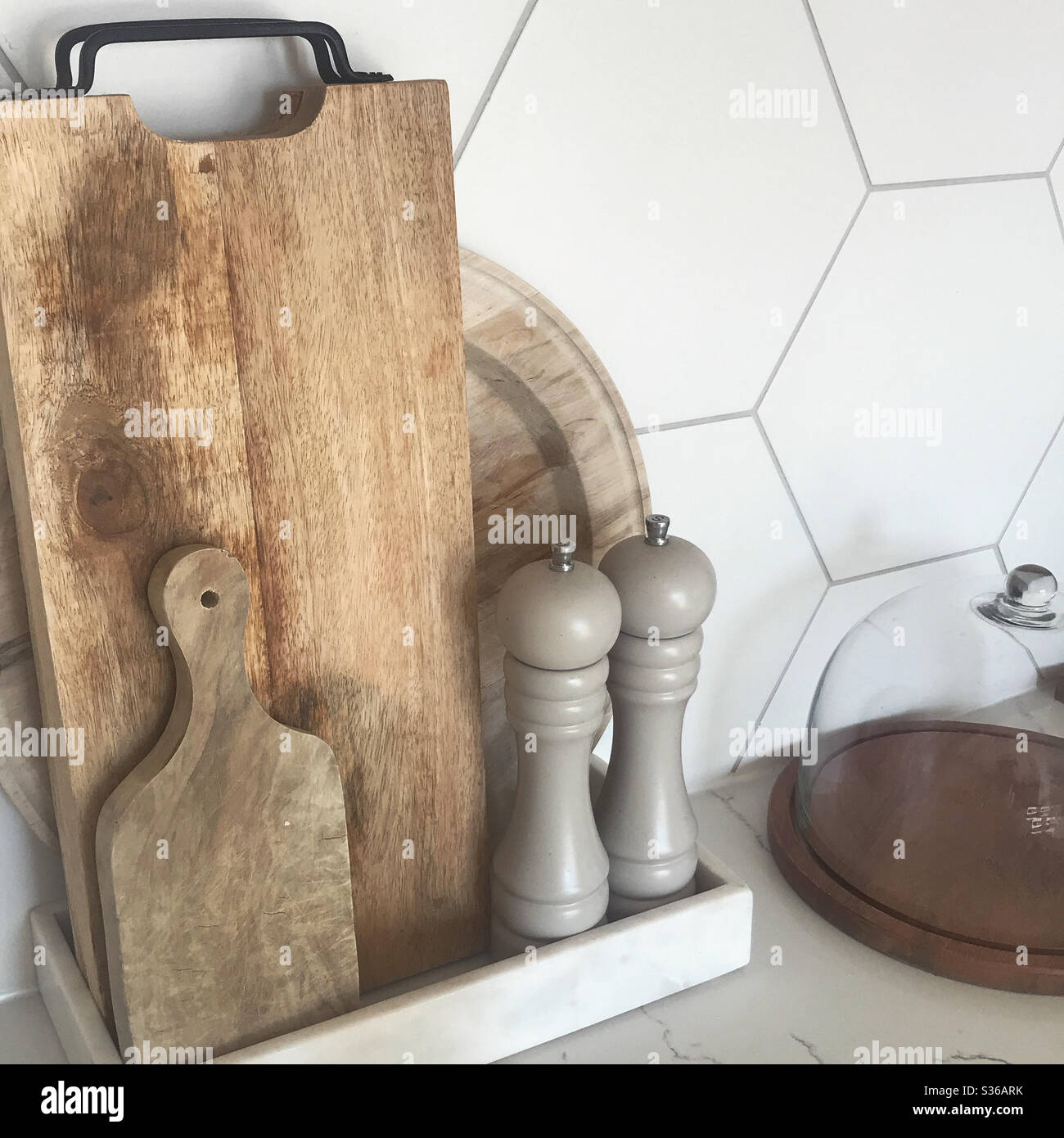 Kitchen styling hi-res stock photography and images - Alamy