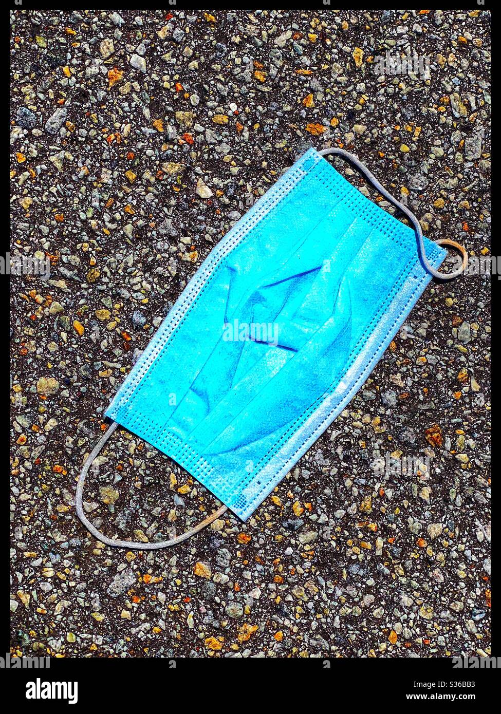 Masks on ground hi-res stock photography and images - Alamy