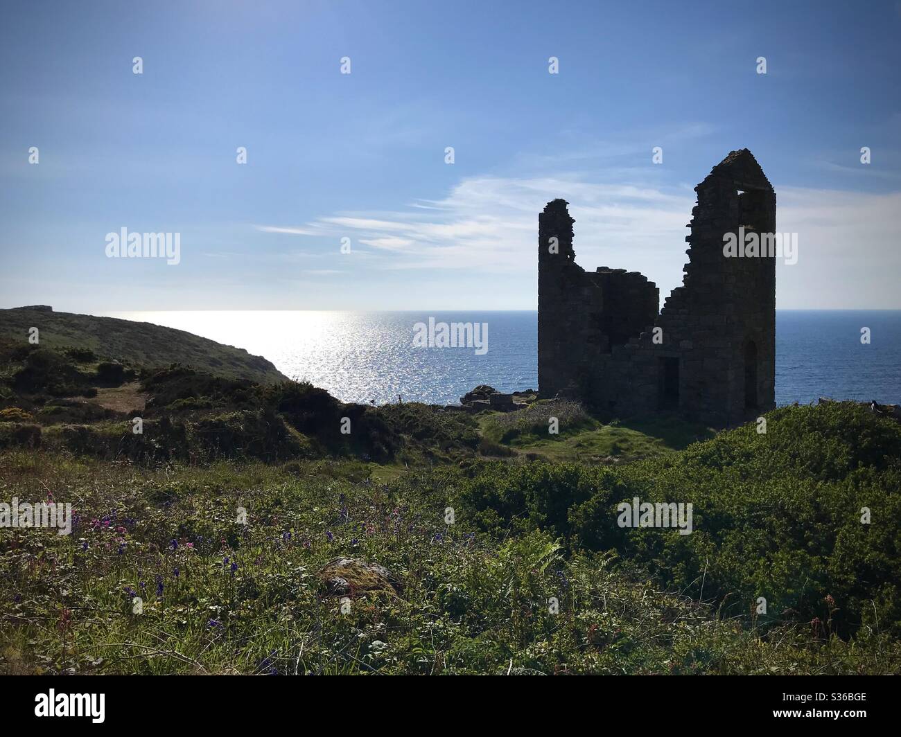 Mining silhouette hi-res stock photography and images - Alamy