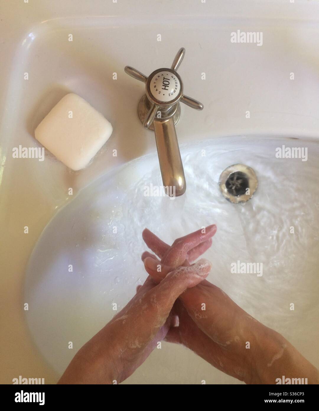 Soapy hands hi-res stock photography and images - Alamy