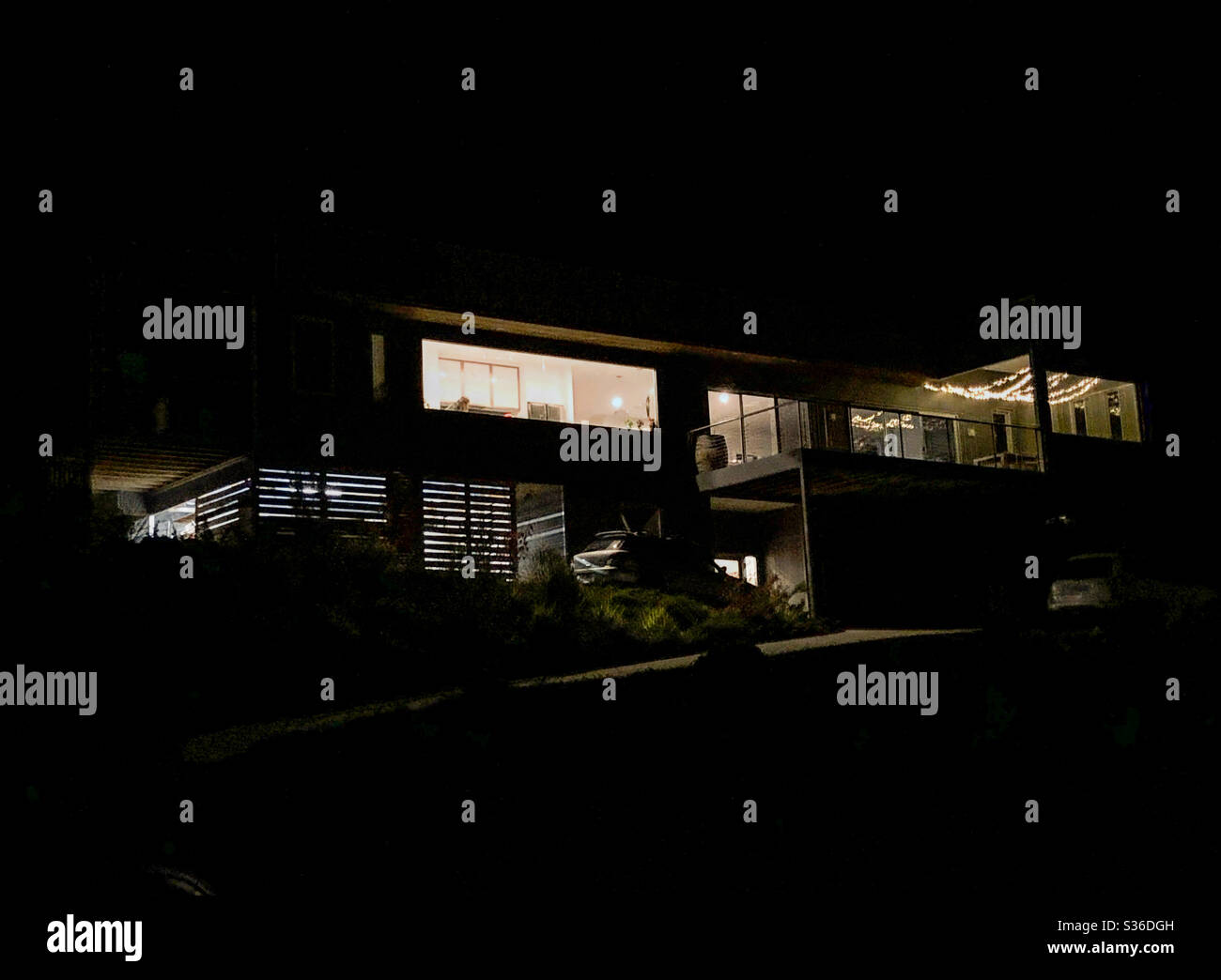 Boxy architecture hi-res stock photography and images - Alamy