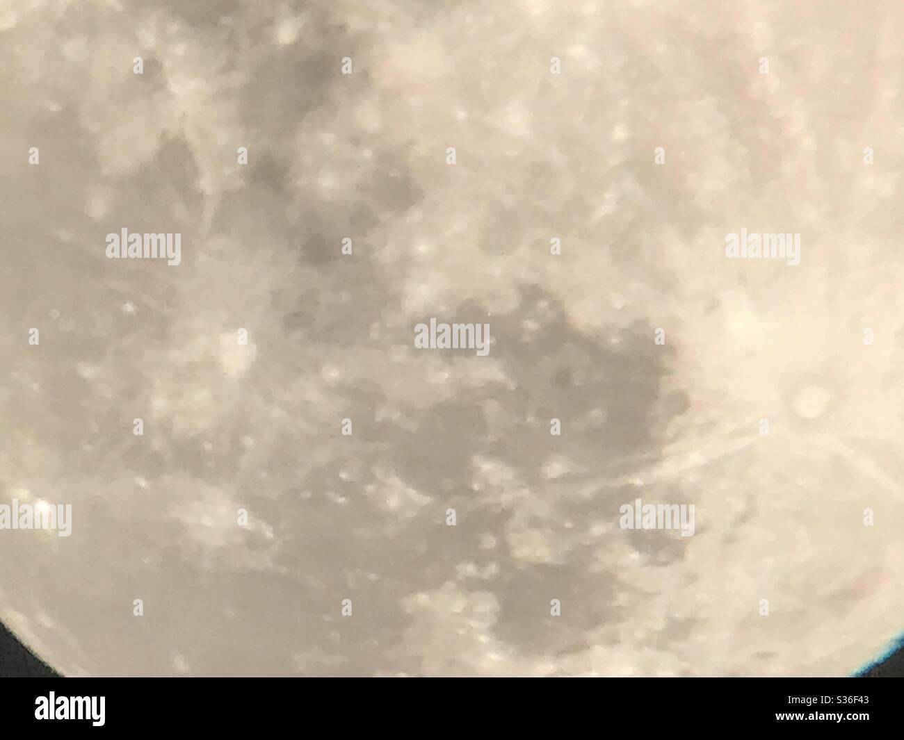 Moon through telescope hi-res stock photography and images - Alamy