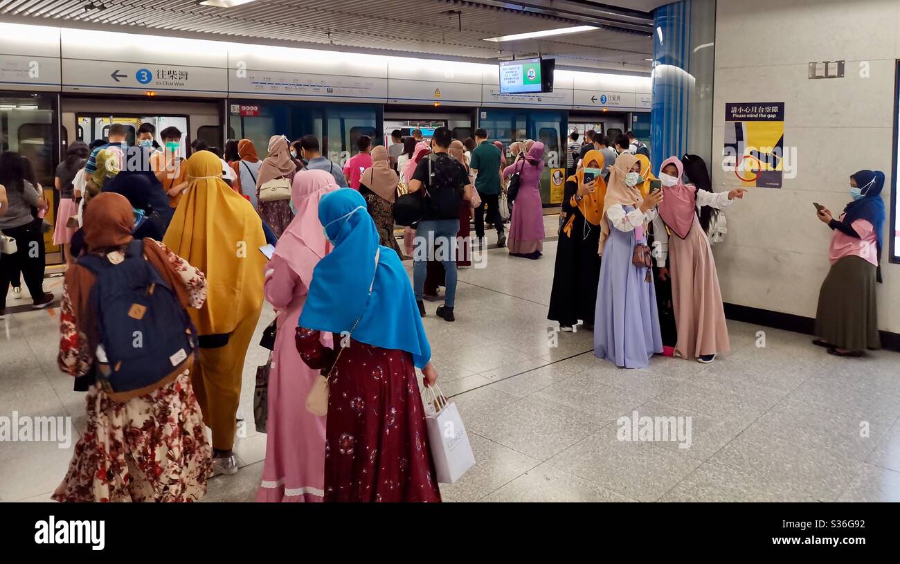 Indonesian domestic helpers in Hong Kong Stock Photo - Alamy