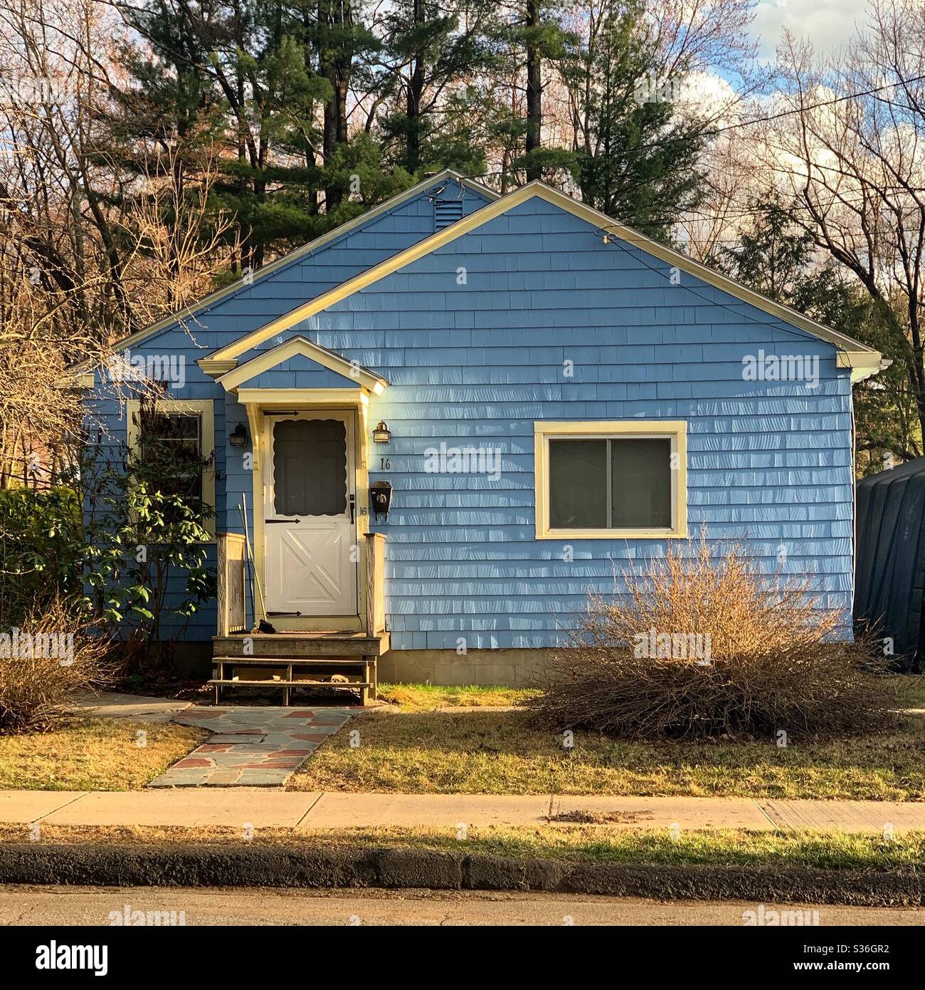 A small home Stock Photo - Alamy