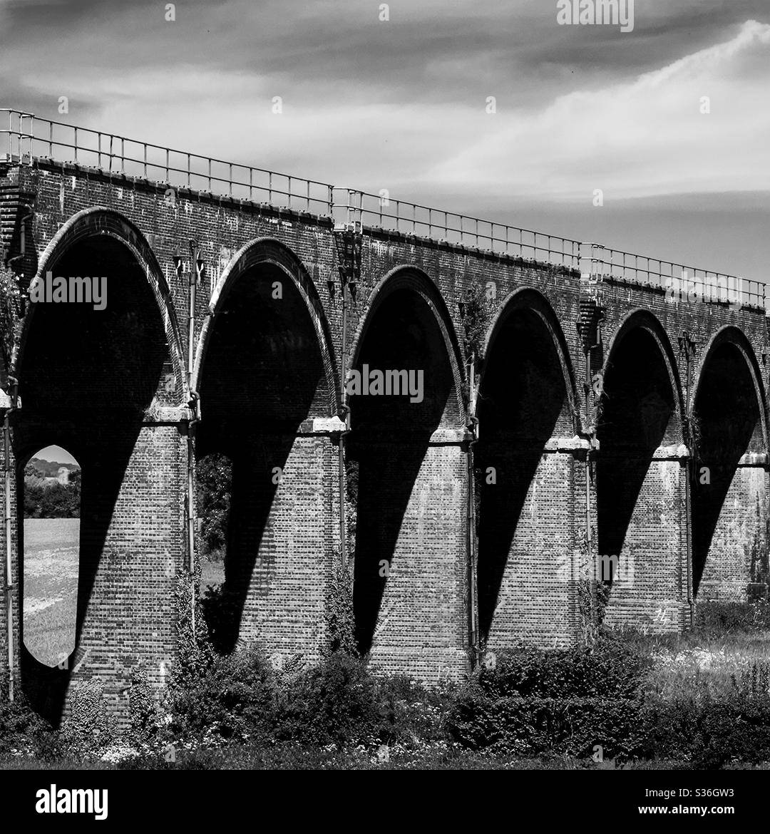 Souldern Viaduct Arches Stock Photo - Alamy