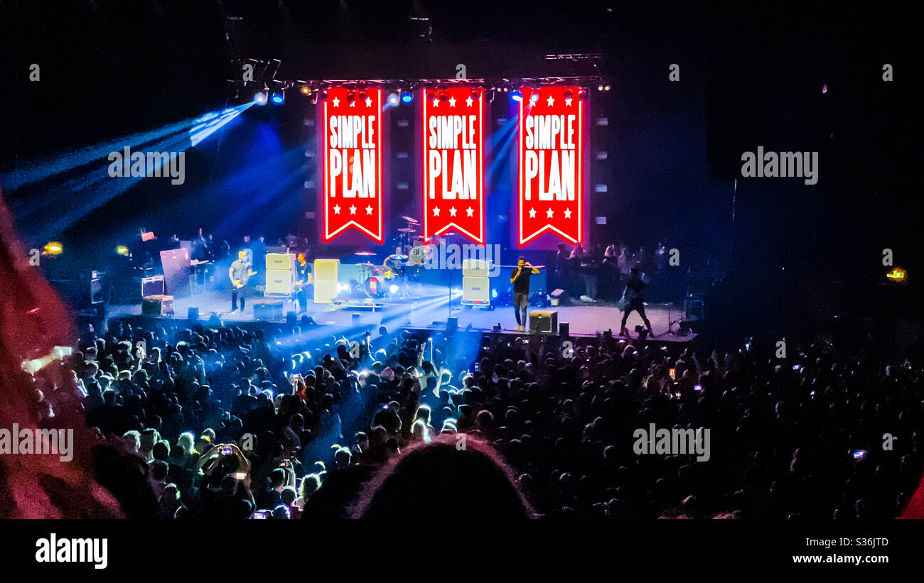 Simple plan hi-res stock photography and images - Alamy