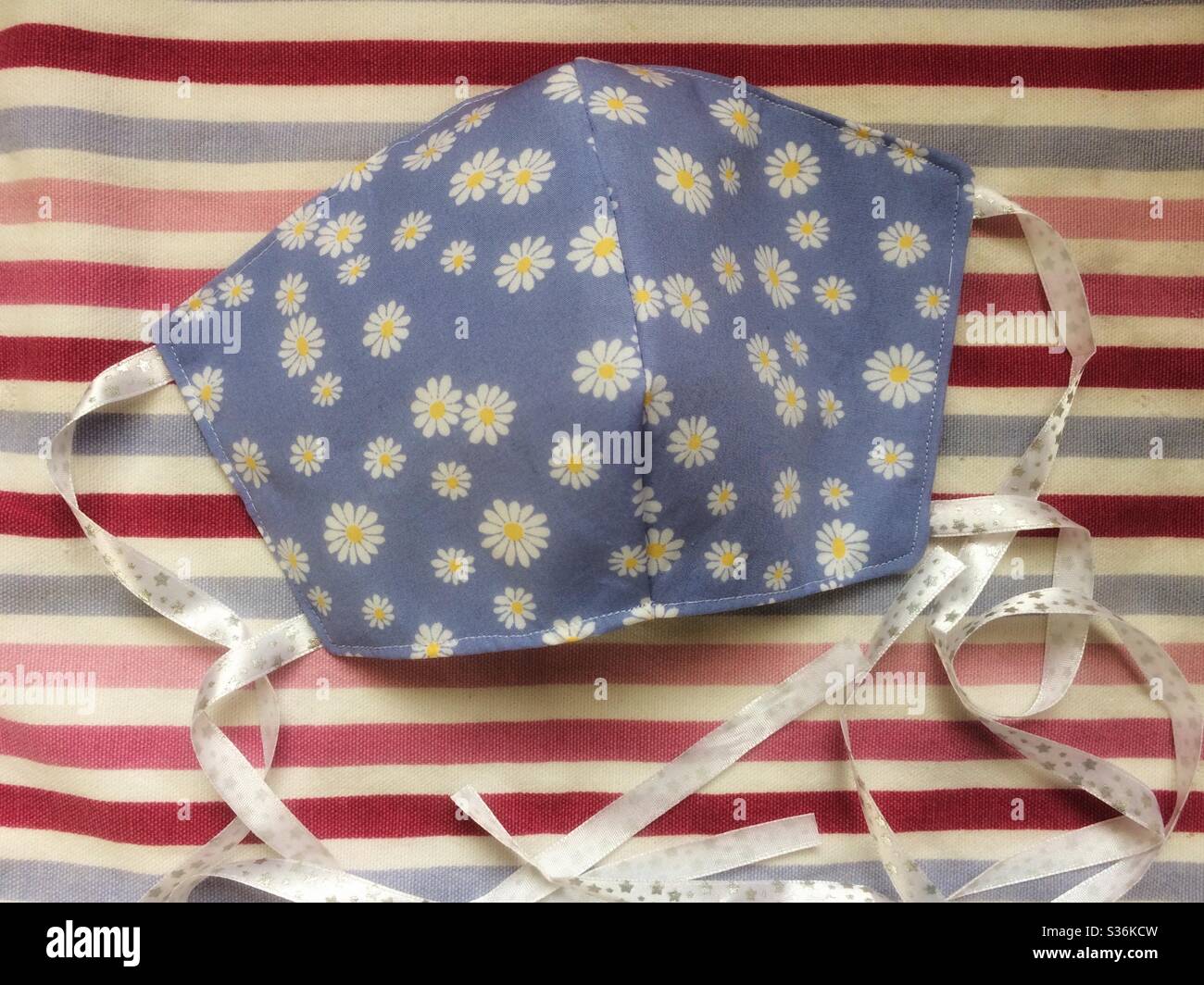 Fabric face hi-res stock photography and images - Alamy