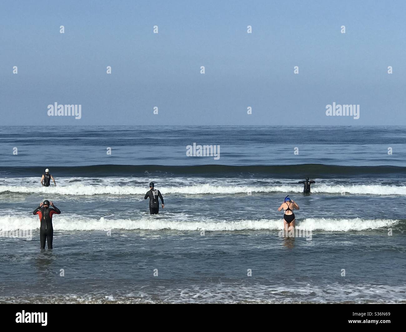Ocean swimmers hi-res stock photography and images - Alamy
