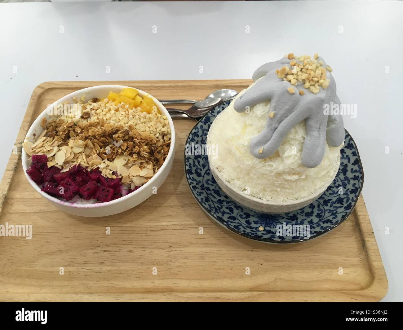 Ice shaved hi-res stock photography and images - Alamy