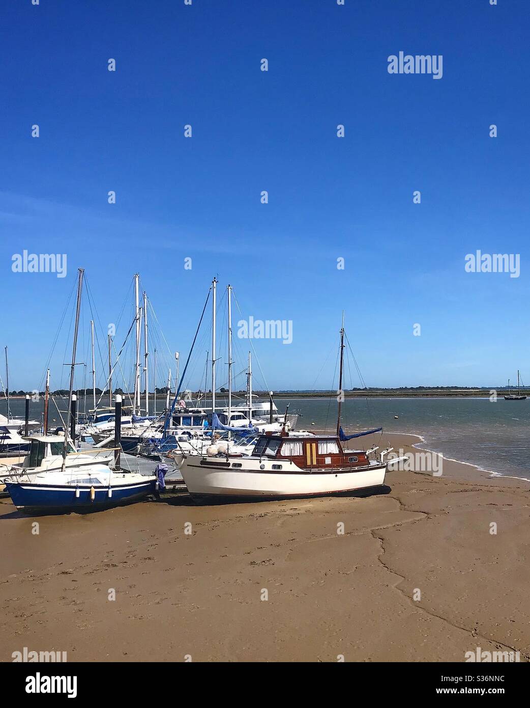 Heybridge essex coast hi-res stock photography and images - Alamy