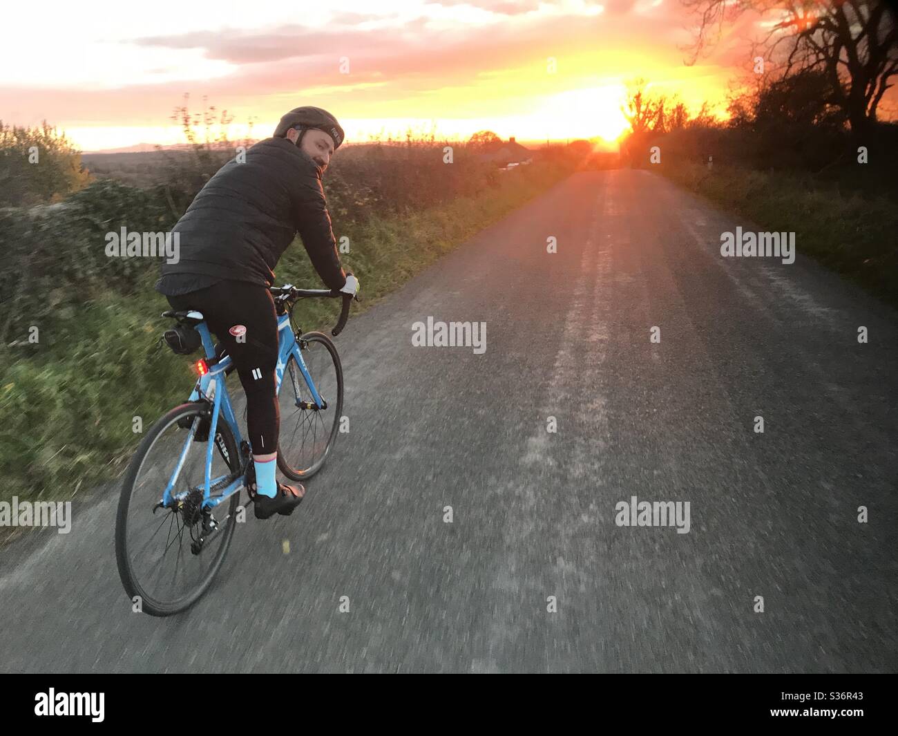 Male road cyclist hi-res stock photography and images - Alamy