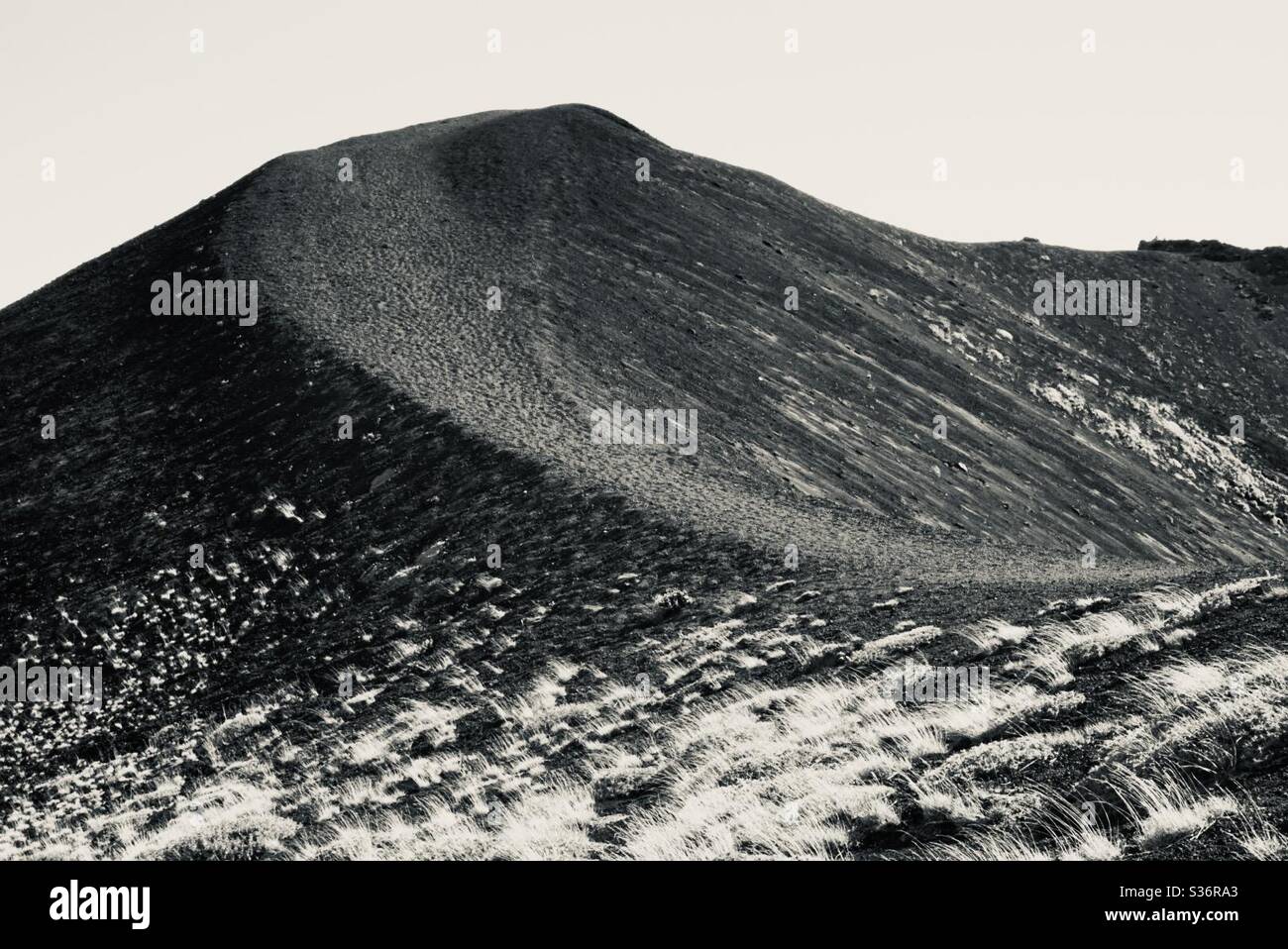 White hill side hi-res stock photography and images - Alamy