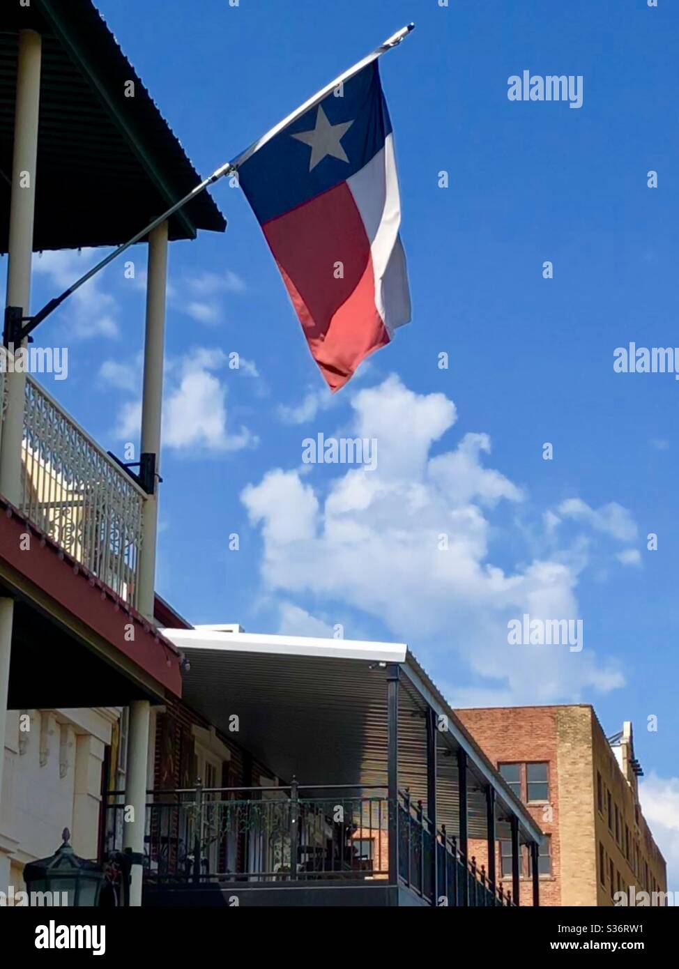 Flying into sun hi-res stock photography and images - Alamy