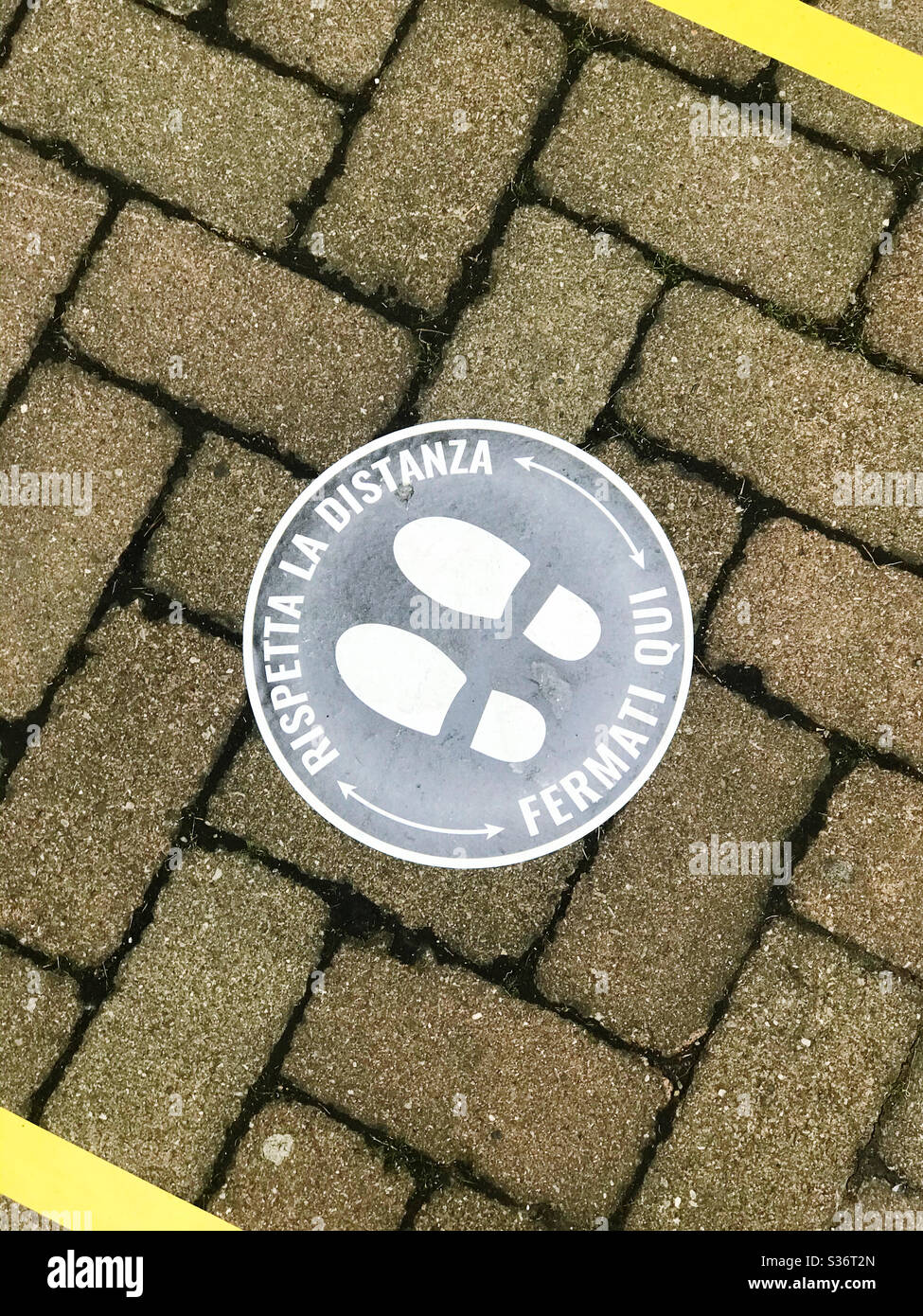 Foot mark hi-res stock photography and images - Alamy