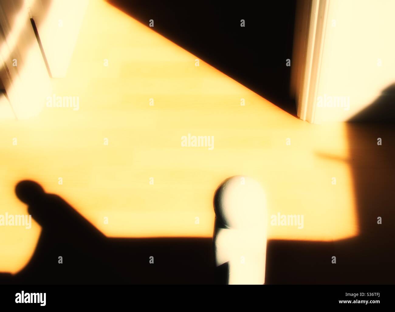 Warm light areas and dark shadows hi-res stock photography and images ...