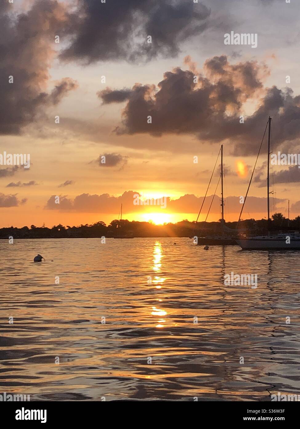 Mornin sun hi-res stock photography and images - Alamy