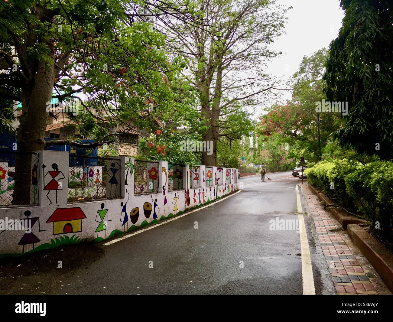 Pune india street hi-res stock photography and images - Alamy
