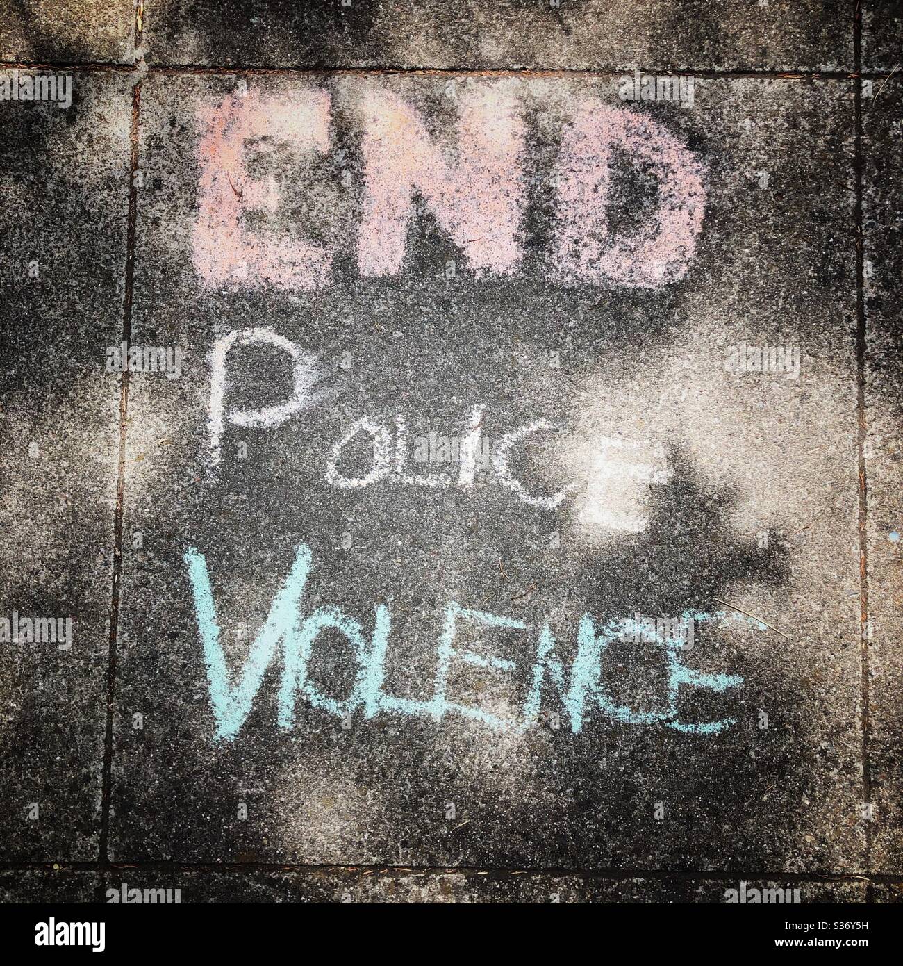 Protest chalk drawing hi-res stock photography and images - Alamy