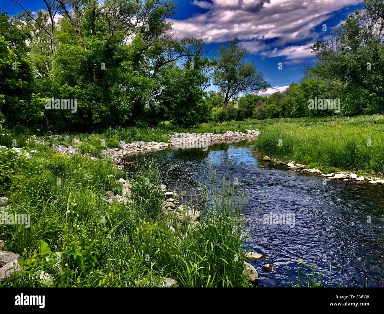 River down hi-res stock photography and images - Alamy