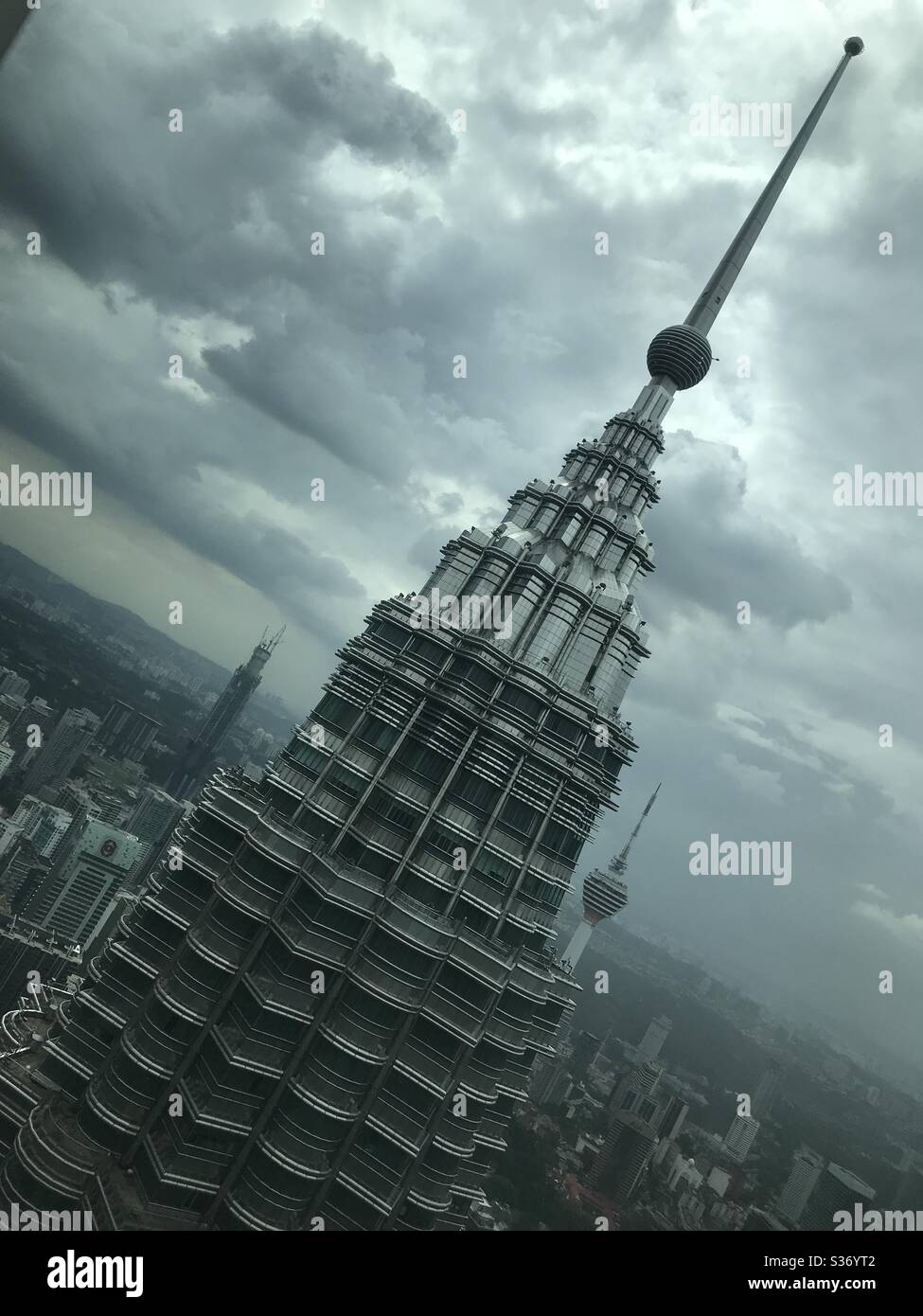 Twin high rise hi-res stock photography and images - Alamy