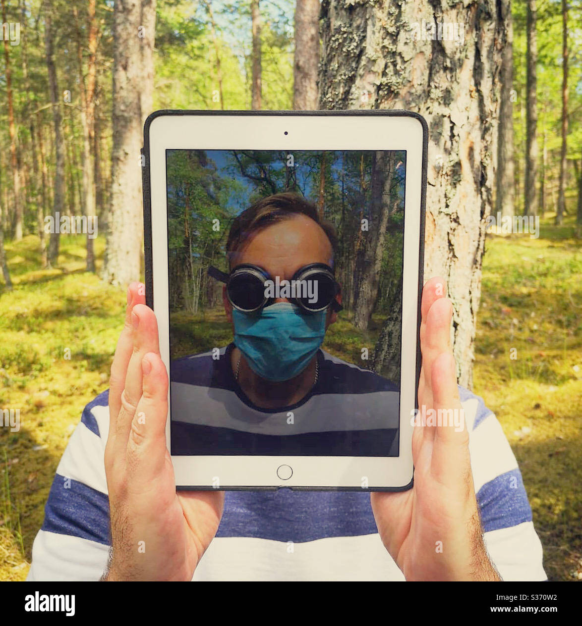 Digitising hi-res stock photography and images - Alamy