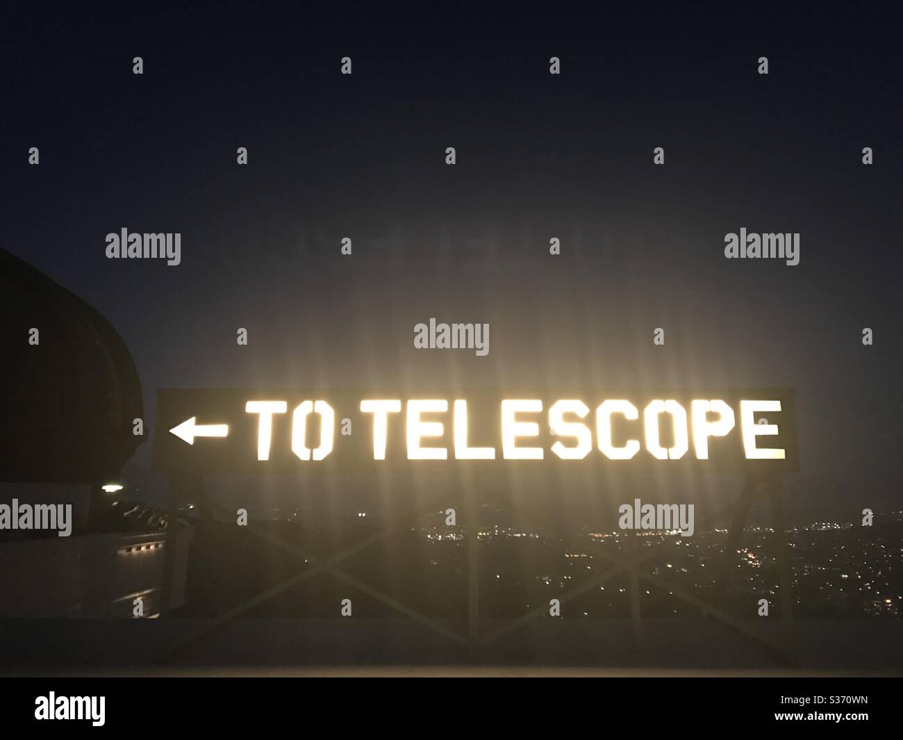 The Zeiss telescope at Griffith Observatory in LA, California Stock ...