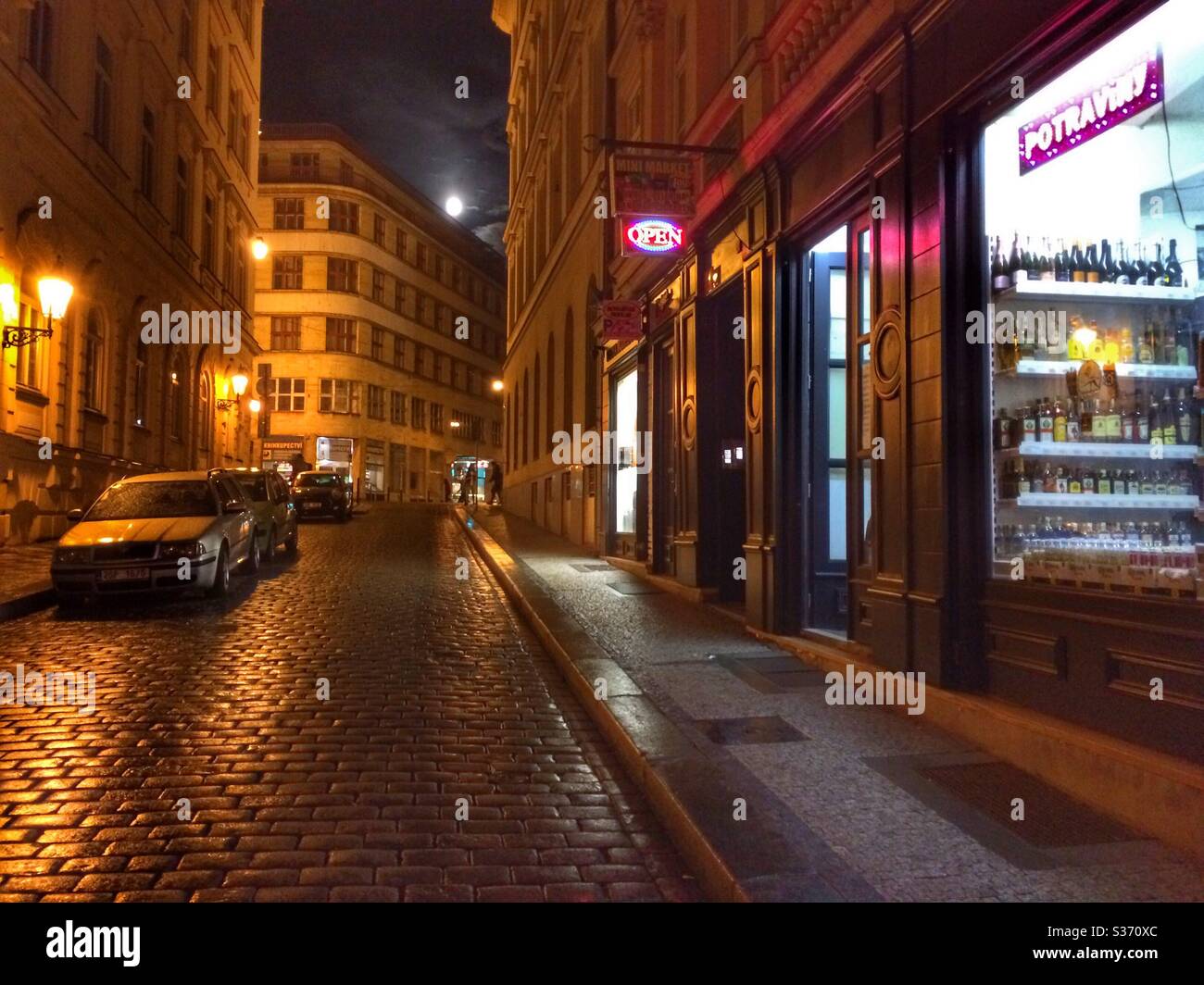 Moon and street lights hi-res stock photography and images - Alamy