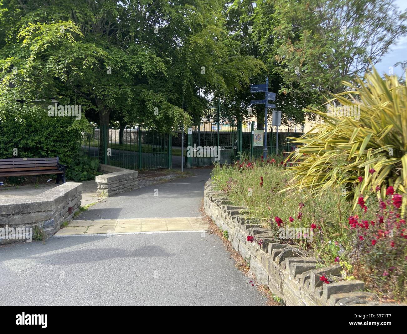 Plas crug hi-res stock photography and images - Alamy