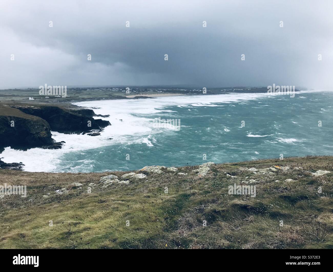 Cornwall storm hi-res stock photography and images - Alamy