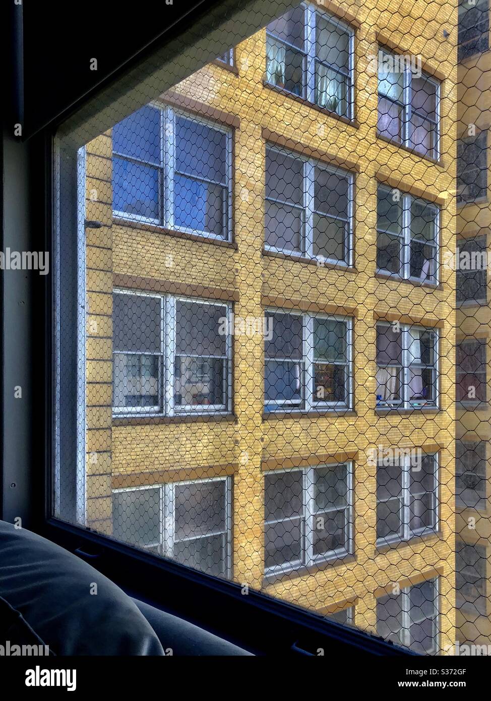 Back outside hi-res stock photography and images - Alamy