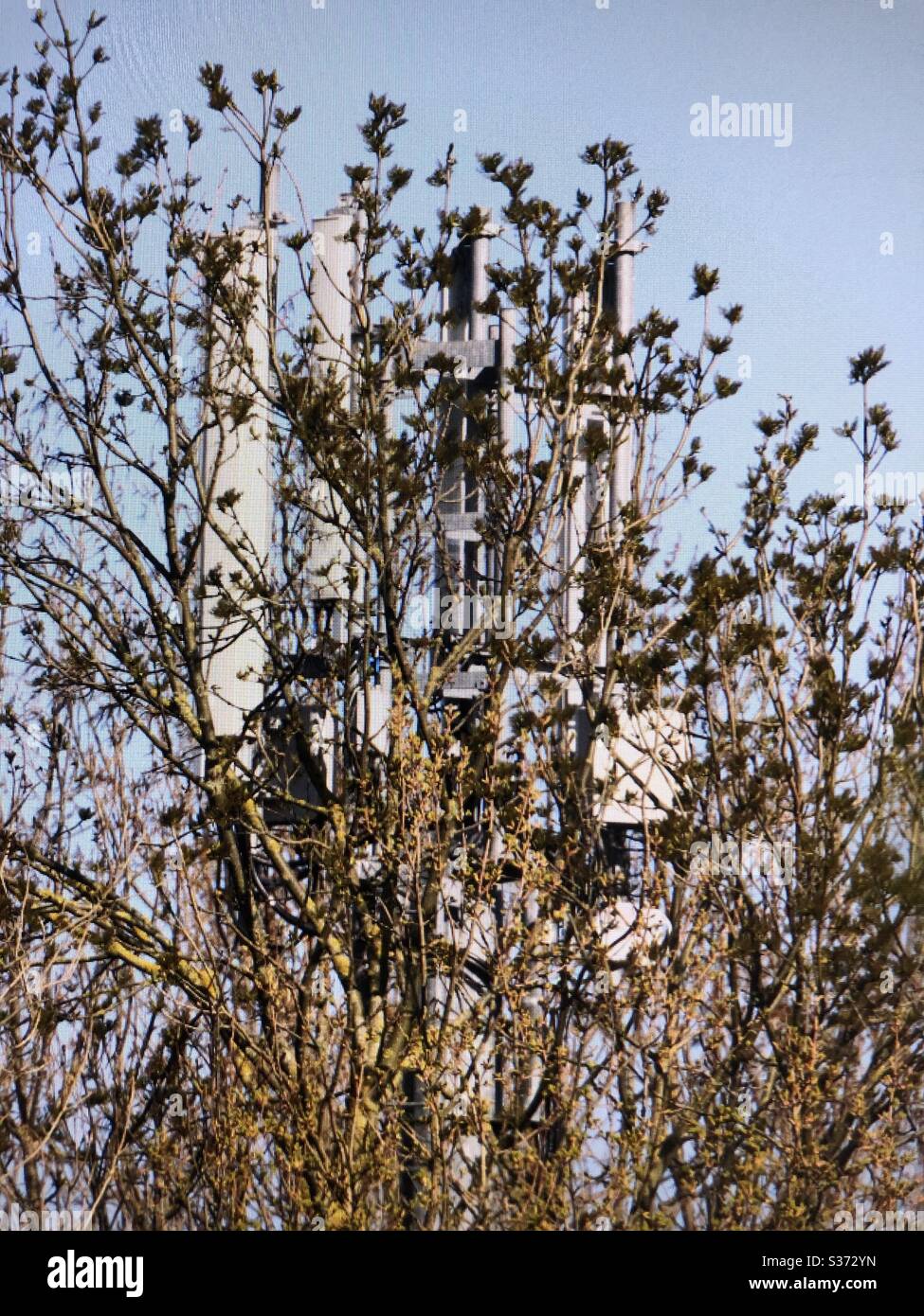 5g communication hi-res stock photography and images - Alamy