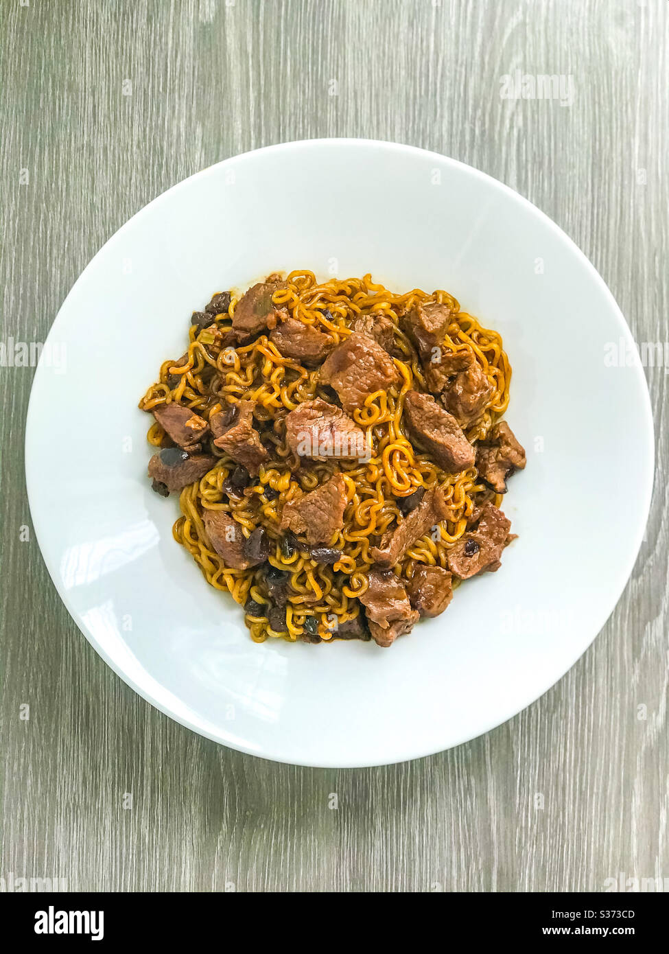 Beef instant hi-res stock photography and images - Alamy