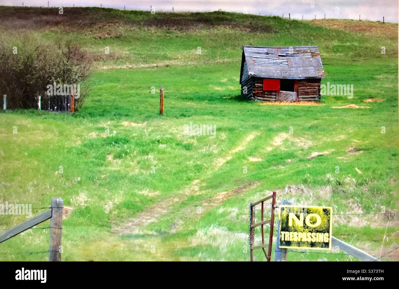 Small barn, red door, no trespassing, farm site, homestead, Historic ...