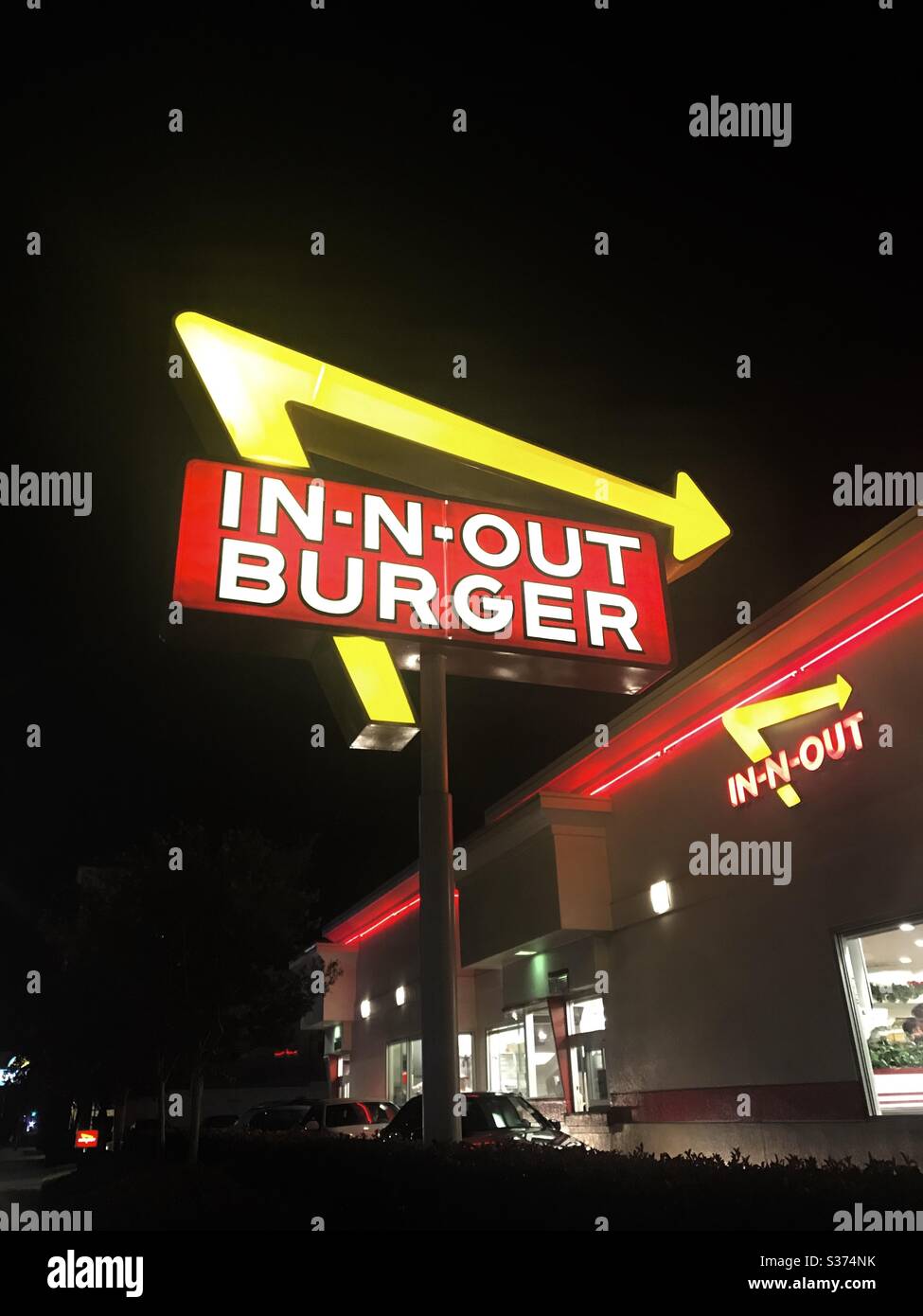 In n out burger sign hi-res stock photography and images - Alamy