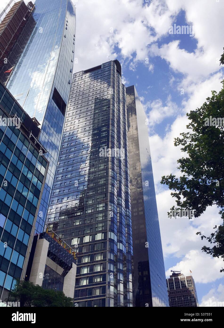 Glass skyscrapers line first Avenue across from the united nations ...