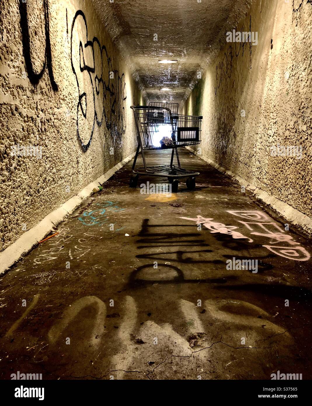 Tunnel Cart High Resolution Stock Photography and Images - Alamy