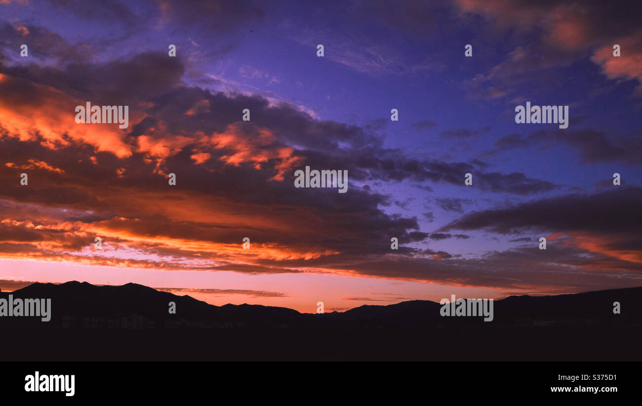 Fire sunset hi-res stock photography and images - Alamy