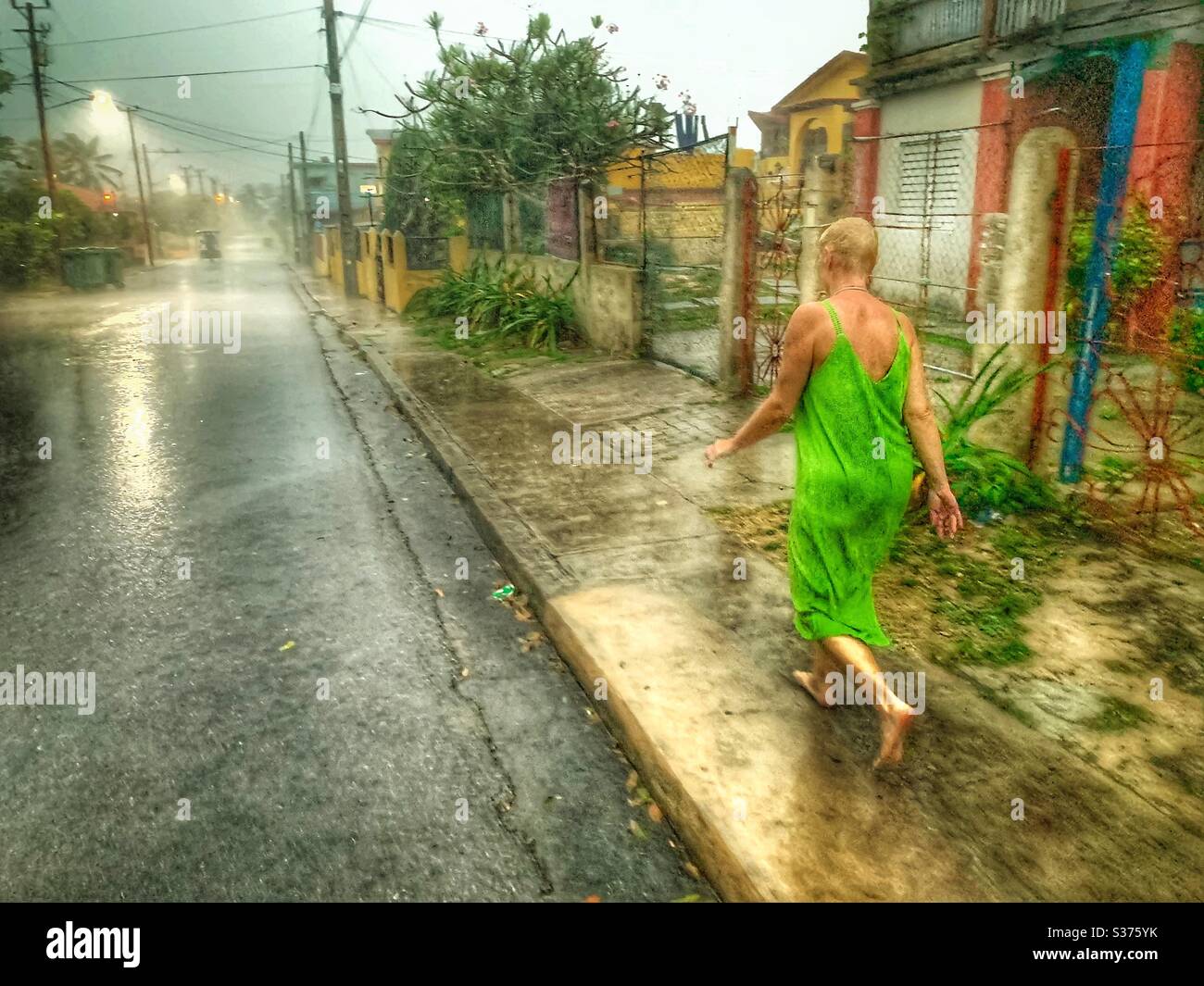 Varadero street hi-res stock photography and images - Alamy