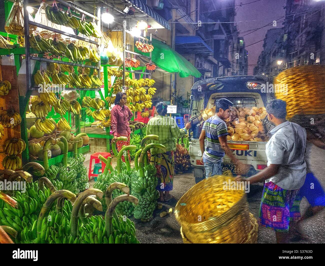 Banana Shop High Resolution Stock Photography and Images - Alamy