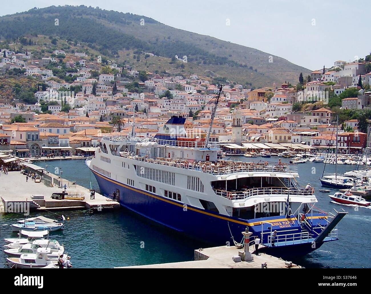 Gulf of idhra hi-res stock photography and images - Alamy