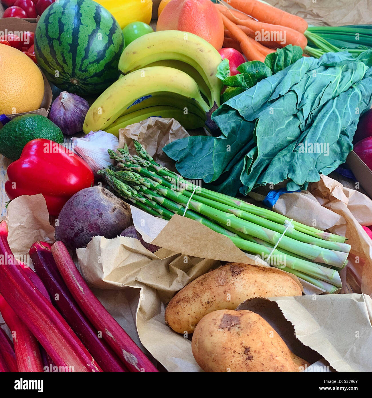 Fresh fruit and veg Stock Photo - Alamy