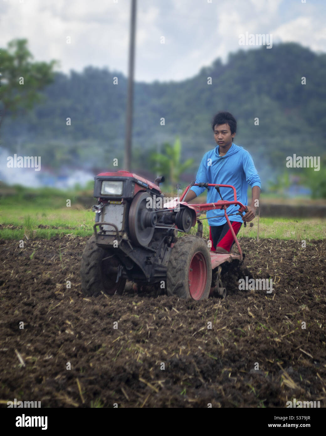 Work fields hi-res stock photography and images - Alamy