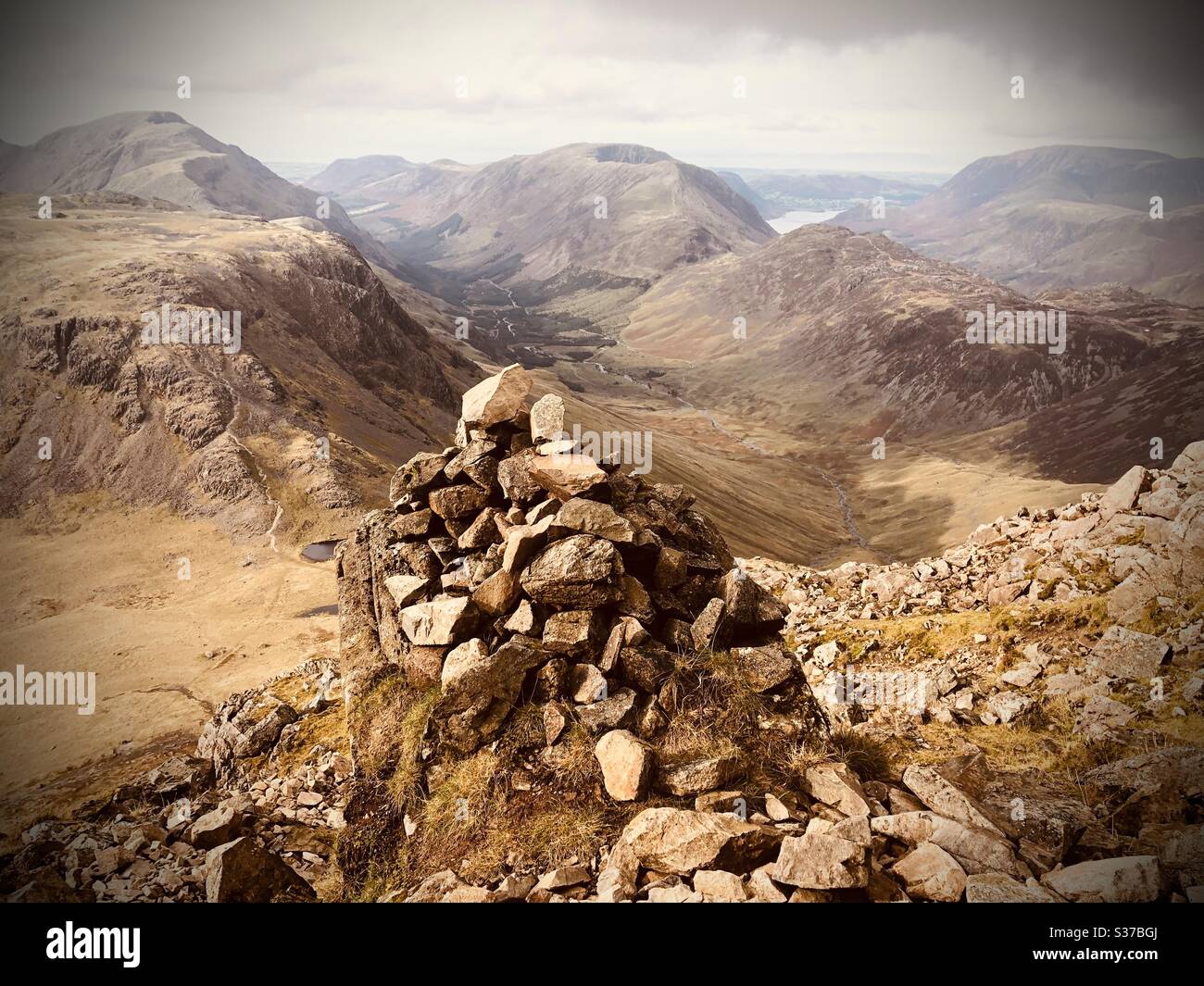 Gable view hi-res stock photography and images - Alamy