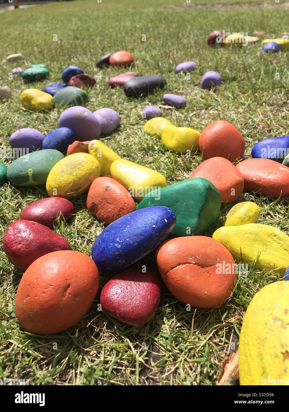 Rainbow rocks hi-res stock photography and images - Alamy