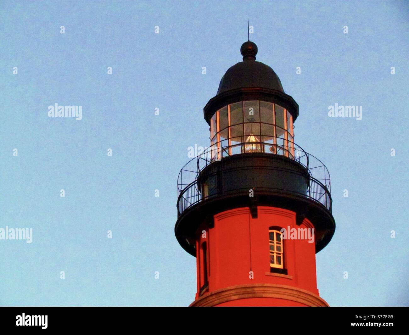Guiding light hi-res stock photography and images - Alamy