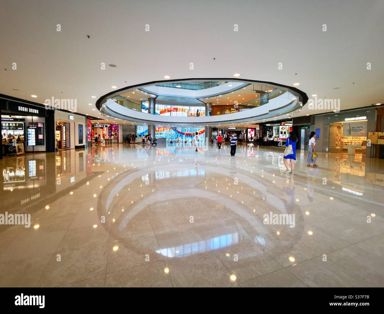 IFC shopping mall in Hong Kong Stock Photo - Alamy
