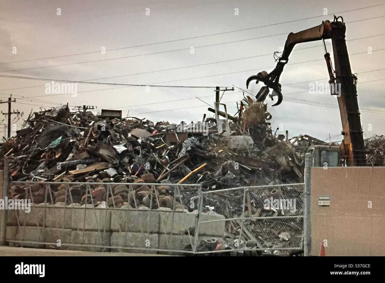 Scrap metal management, Calgary, Alberta, metal, iron, steel, recycle ...